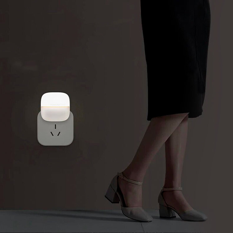 Умный ночник Yeelight Plug-in Night Light Sensitive CN YLYD09YL купить